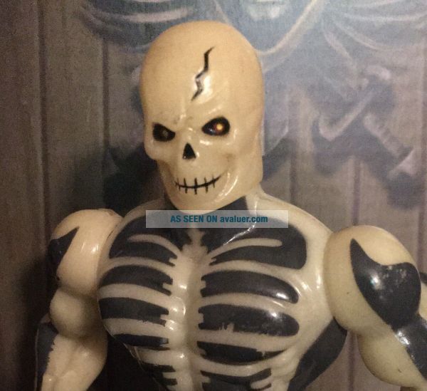Vintage MOTU Scareglow Figure With Bonus Glow In Dark Sword Rare Great ...