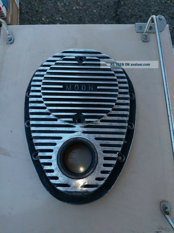 Vintage Moon Finned Timing Cover 3 Piece SBC | #24005513