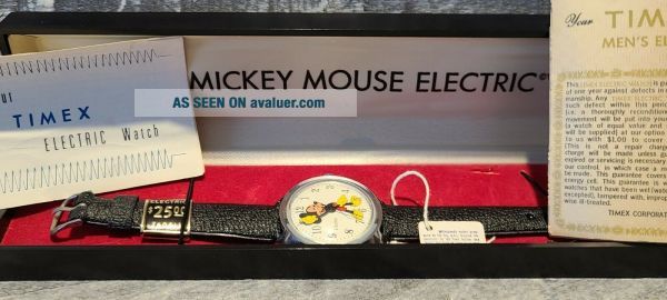 MICKEY MOUSE 1971 ELECTRIC WRIST WATCH BY TIMEX OLD STOCK ALL | #24082185