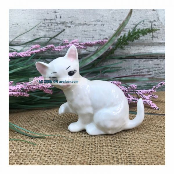 Vintage CERAMIC CAT FIGURINE HAND PAINTED White Cat Kitten Kitsch Decor ...