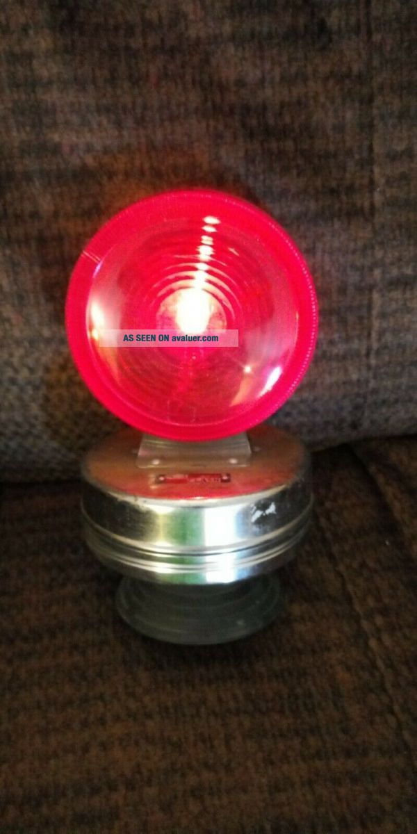 VINTAGE PORTABLE FLASHING RED EMERGENCY SAFETY WARNING HELP SIGNAL ...