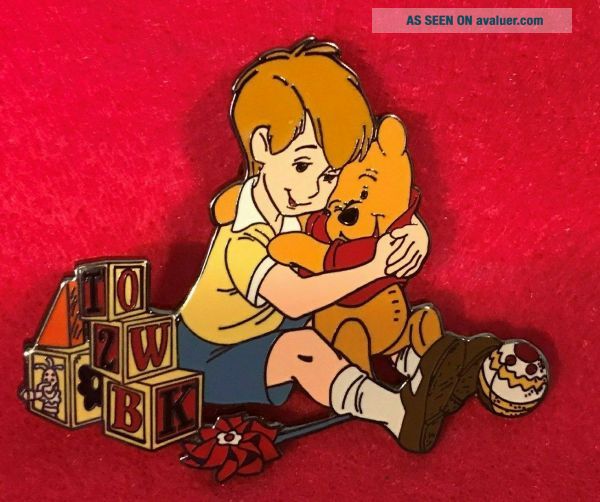 5023 Disney DLR Pin Winnie The Pooh And Christopher Robin Hugging ...