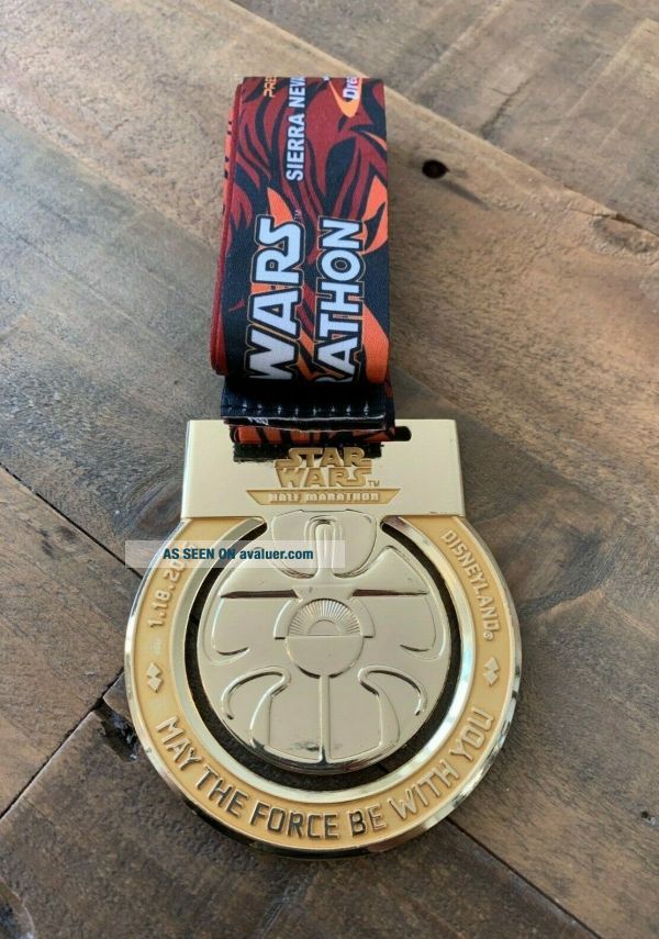 RunDisney Star Wars Half Marathon Inaugural Medal Disneyland Walt ...