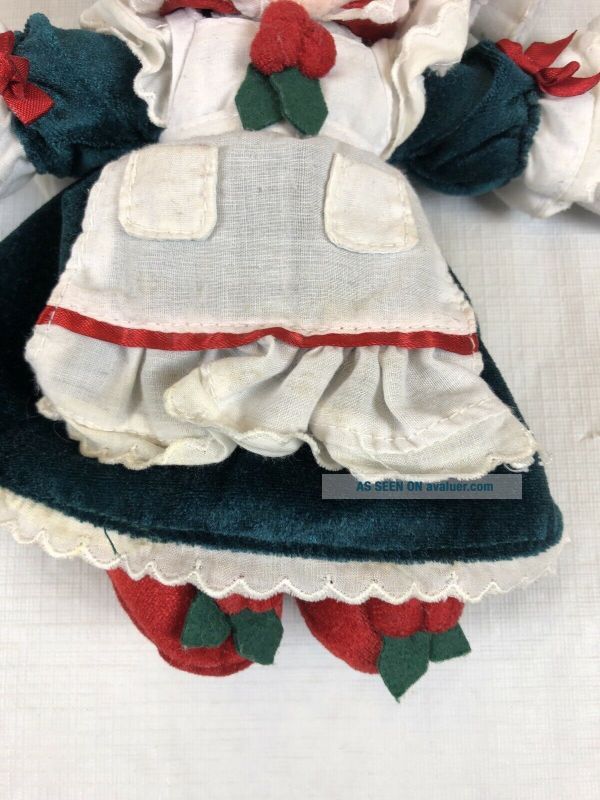 Walt Disney World 2003 Minnie Mouse Colonial Holiday Plush Christmas ...