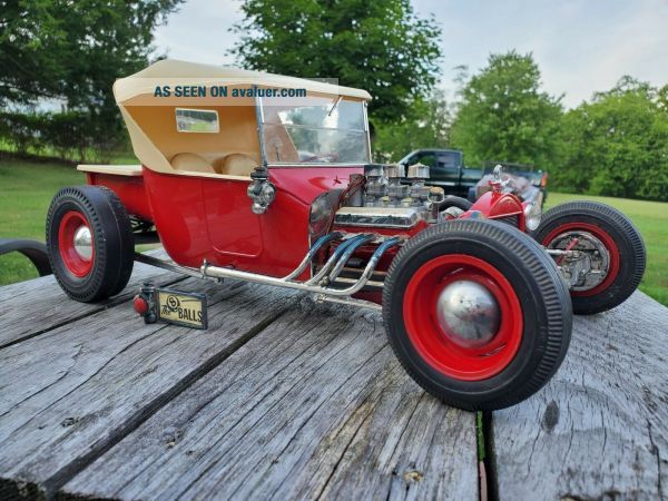 Vintage 1962 Monogram Big T Custom T Bucket Ford Pick - Up With ...