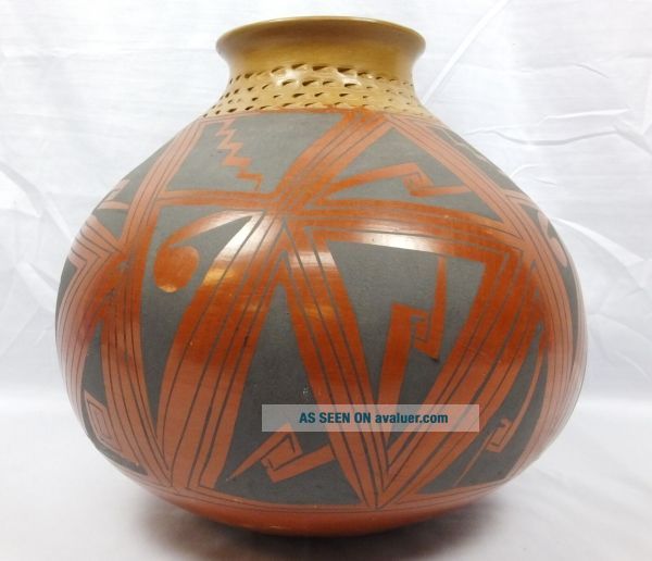 Vintage Mata Ortiz Polychrome Pottery Vessel/Vase Signed Genoveva ...