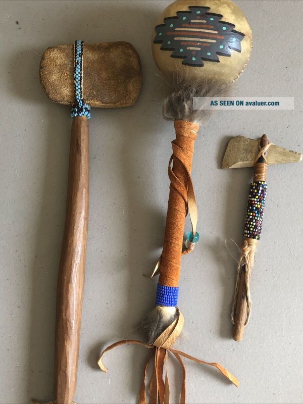 Vintage HAND BEADED NATIVE AMERICAN INDIAN DANCE RATTLE 2 TOMAHAWKS ...