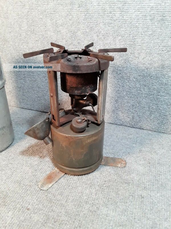WWII US M - 1945 Military Issue Single Burner Field Stove 1945 Coleman ...