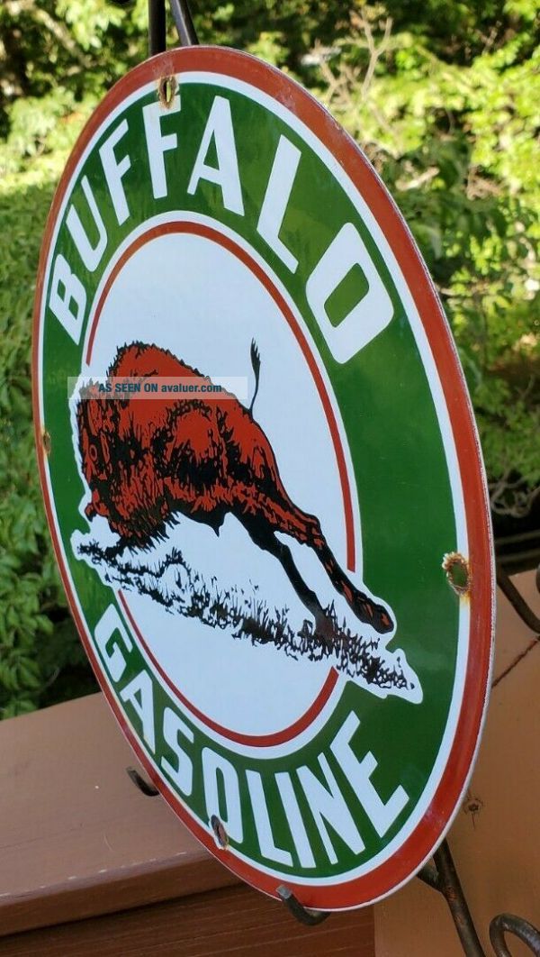 OLD VINTAGE GREEN BUFFALO GASOLINE MOTOR OIL PORCELAIN GAS PUMP STATION ...