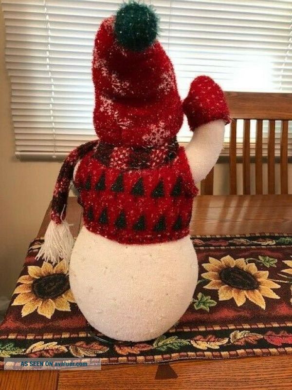 15 " LIGHTED AVON SNOWMAN W/ WREATH COLOR CHANGING FIBER OPTIC GREAT ...