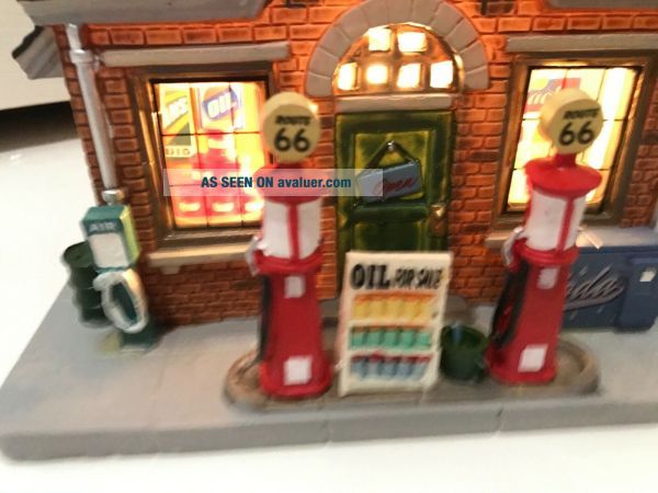 LEMAX Vintage Gas Station - Lighted Building | #25512346