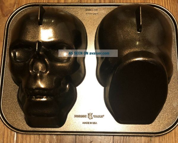 Nordic Ware Skull Cake Pan Non Stick 9 Cups Made In USA Scary Halloween ...