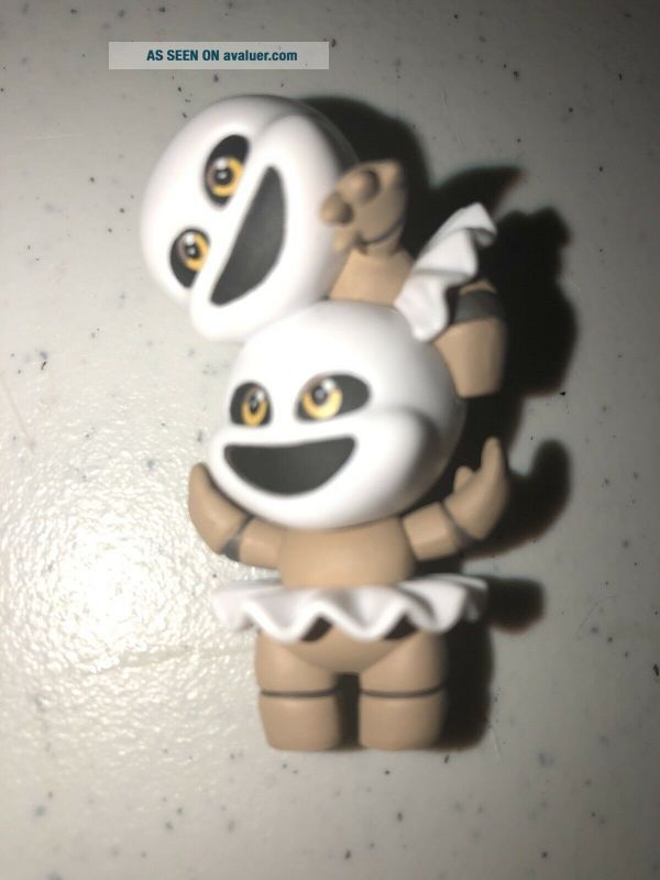 Toys R Us FUNKO STACKED MINIREENAS FREDDY MYSTERY MINI - FIVE NIGHTS AT ...