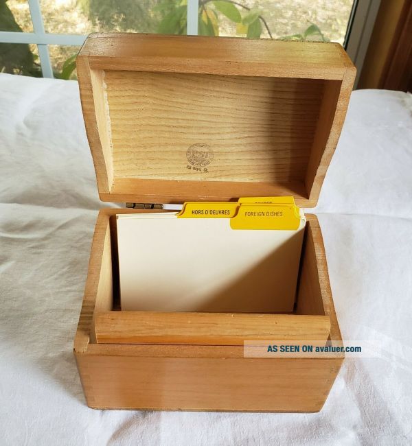 Vintage Dovetailed Oak Recipe Box Wood Card File PSI Napa CA | #25876359