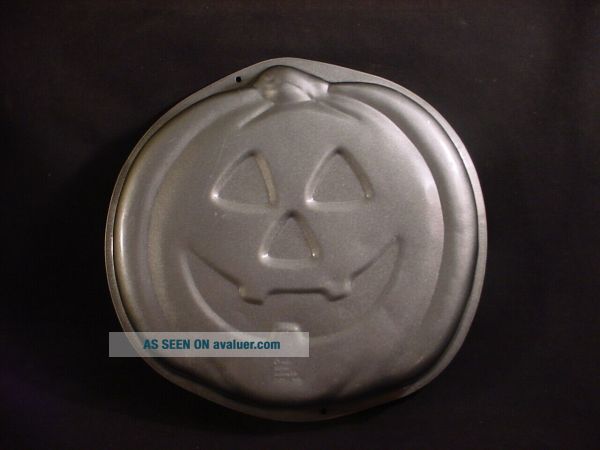 NONSTICK Wilton PUMPKIN Cake Pan HALLOWEEN JACK - O - LANTERN Metal ...