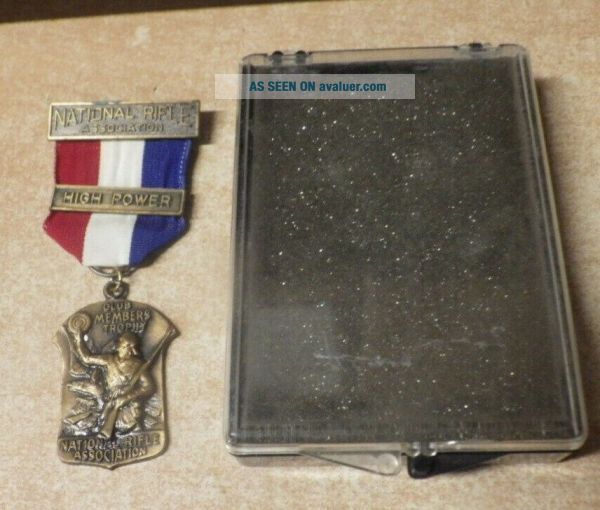 VINTAGE NRA NATIONAL RIFLE ASSOCIATION AWARD TROPHY BADGE " HIGH POWER ...