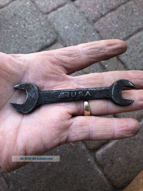 Vintage FORD Script Auto Car Truck Wrench Tool Mechanic Hardware ...
