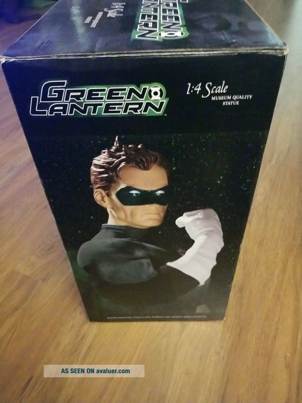 DC Direct 18 " Green Lantern 1:4 Scale Museum Quality Statue Hall ...