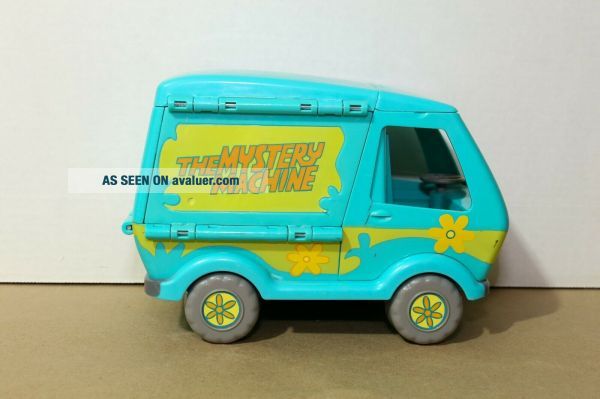 Scooby Doo 50th Anniversary Mystery Machine, Figures - Hanna Barbera ...