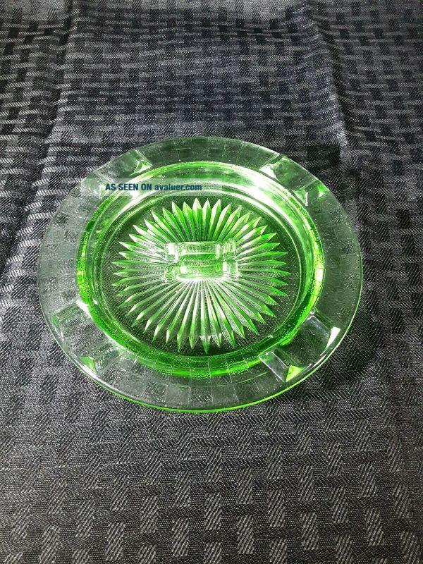 Vintage Hazel Atlas Green Depression Glass Uranium Ashtray W Match ...