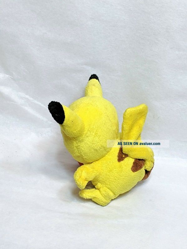 Pokemon Pikachu With Apple Plush Toy Stuffed Animal Hasbro Nintendo ...