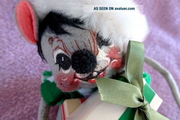 Vintage Annalee Mobilitee Doll Christmas Mouse Holding Packages 1987 ...