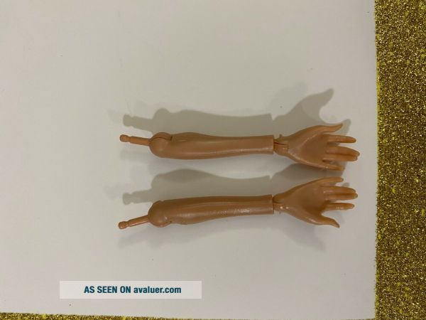 Monster High Cleo De Nile Left And Right Lower Arm & Hand Set | #37713668
