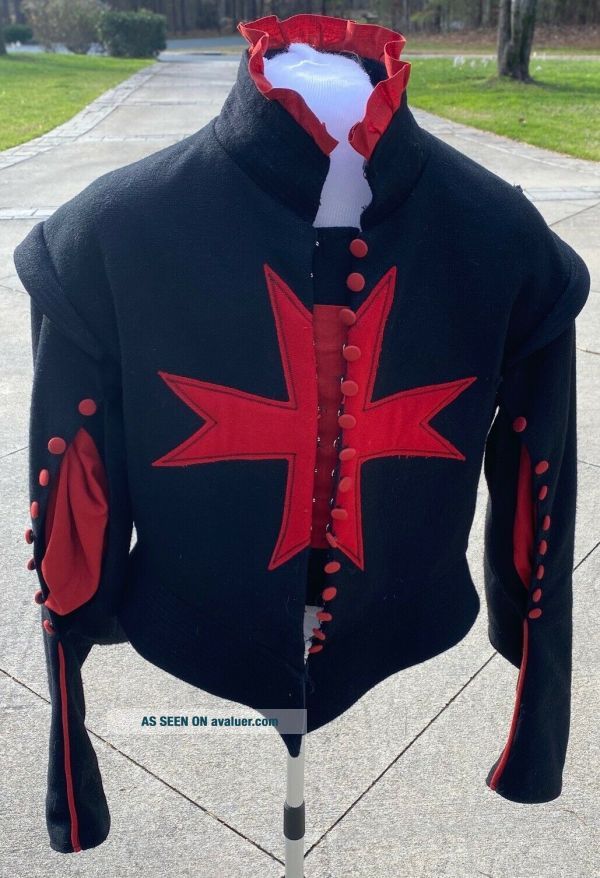 THE THREE MUSKETEERS CARDINAL ' S GUARD COSTUME/MOVIE PROP - NAMED And ...
